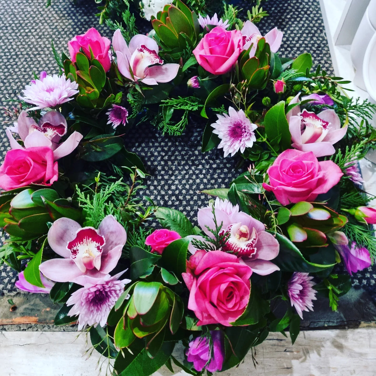 Fresh Wreath – Wildrose Florist